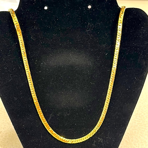 Trifari | Jewelry | Trifari Gold Tone Herringbone Chain Necklace 67 ...